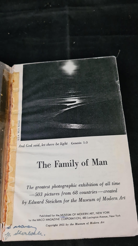 Edward Steichen - The Family of Man, Museum of Modern Art, 1955, Paper ...