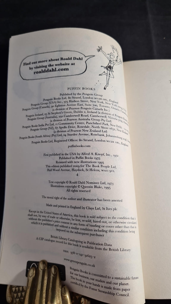 Roald Dahl - Charlie and the Great Glass Elevator, Puffin Books, 2009 ...