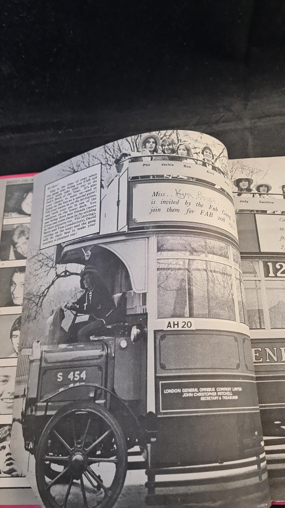 Fab 208 1974 Annual, IPC Magazines – Richard Dalby's Library