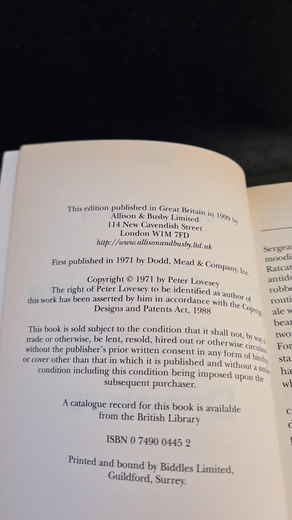 Peter Lovesey - The Detective Wore Silk Drawers, Allison & Busby, 1999 ...