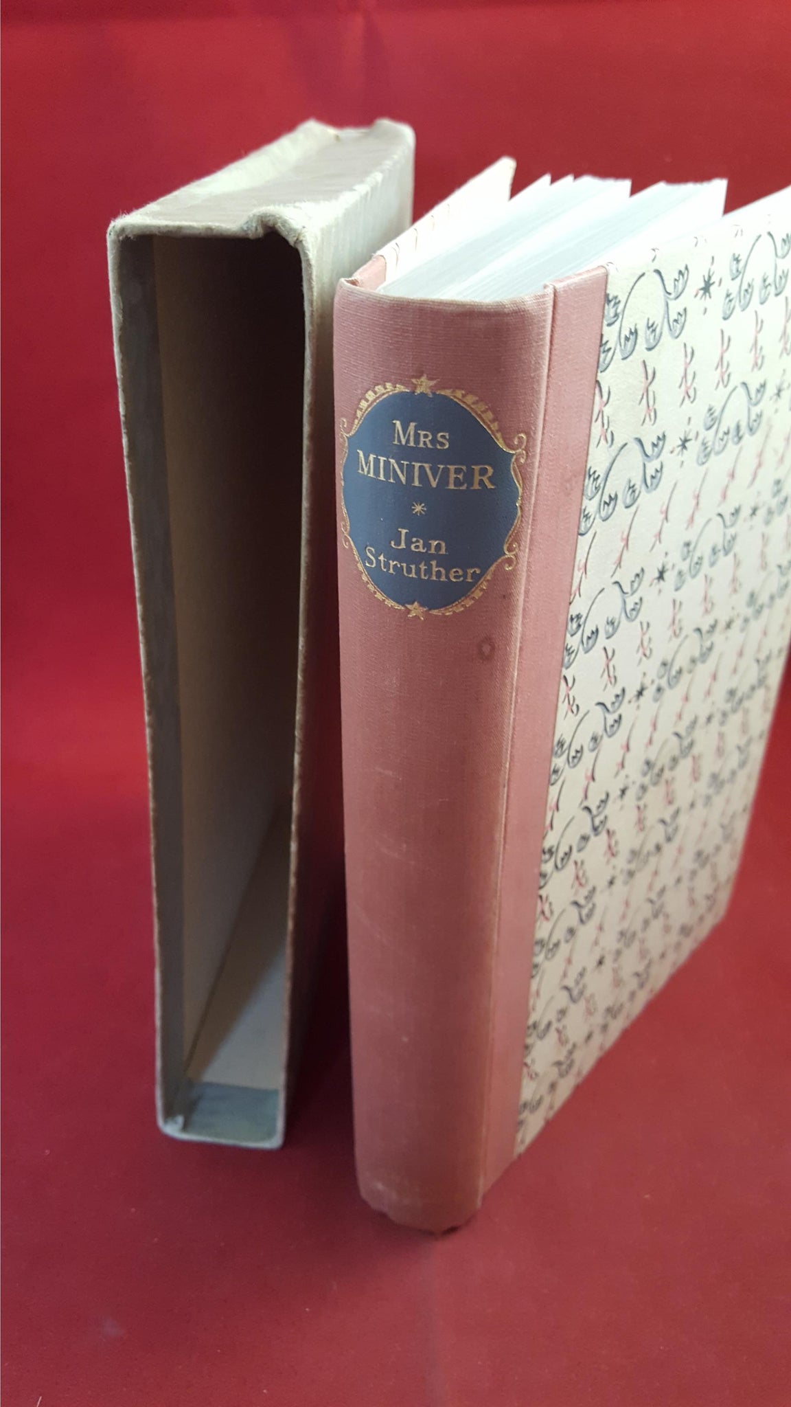 Jan Struther - Mrs Miniver, Chatto & Windus, 1939, 1st Edition ...