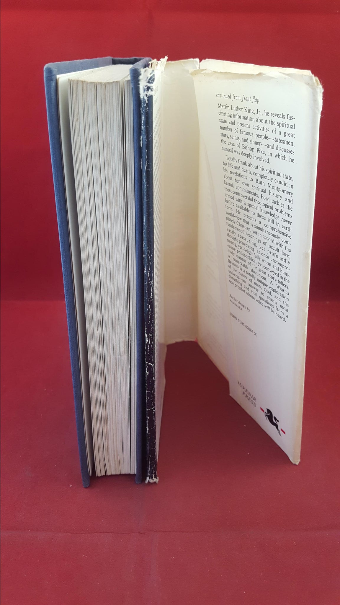 Ruth Montgomery - A World Beyond, Souvenir Press, 1973, First British ...