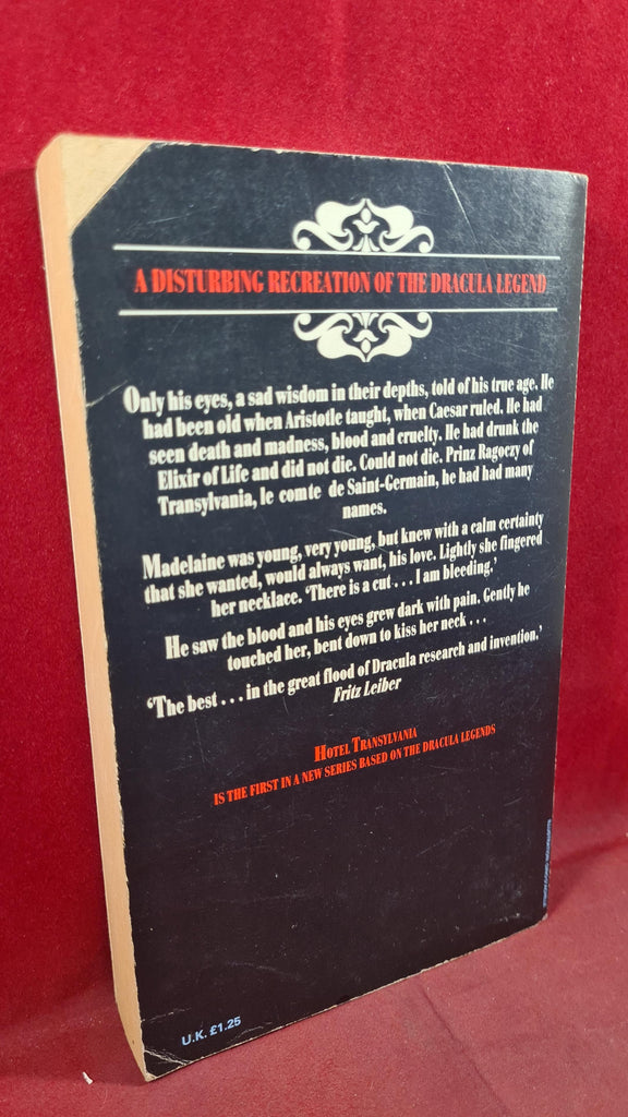 Chelsea Quinn Yarbro - Hotel Transylvania, First New English Library 1 ...