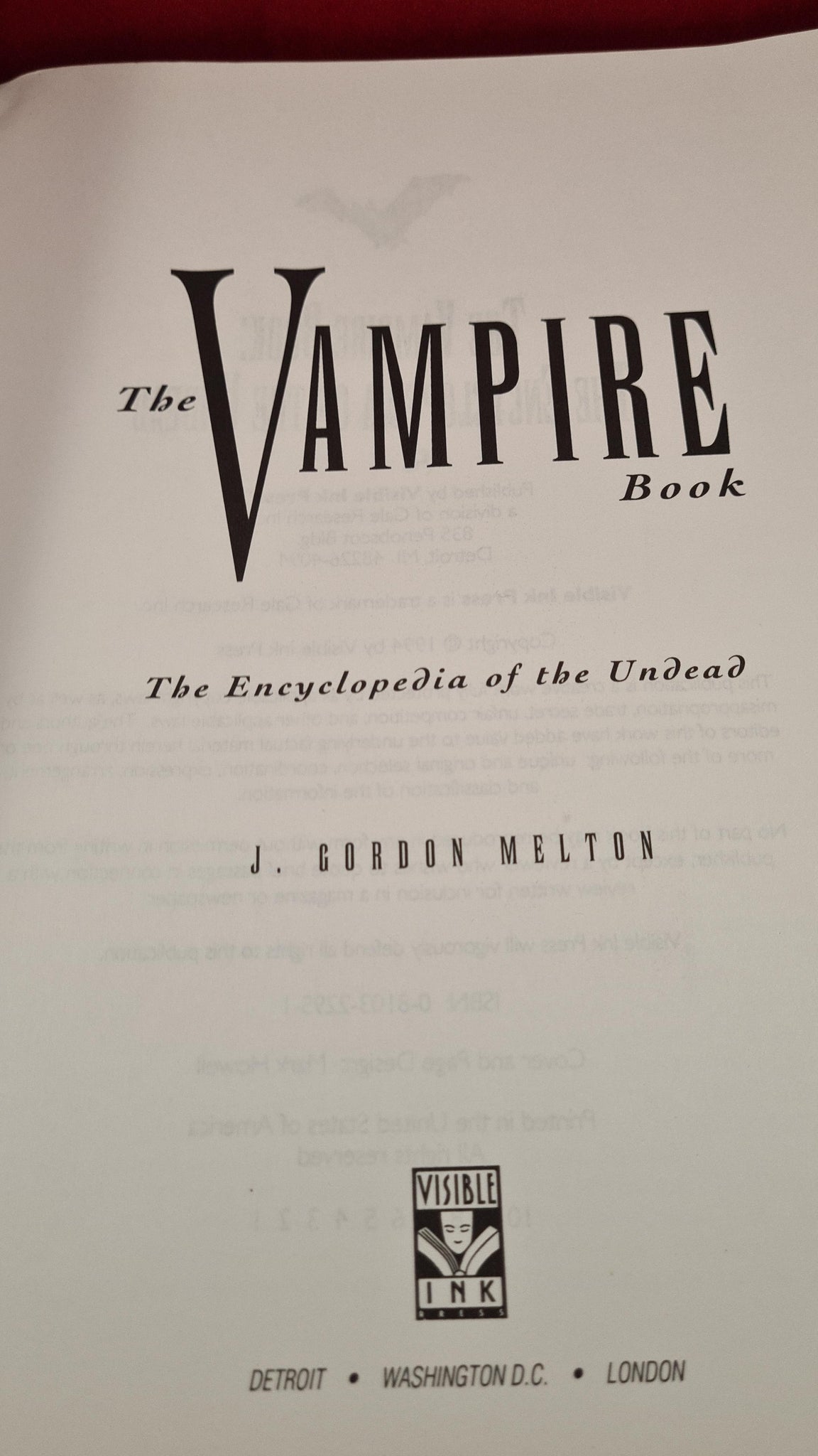 J Gordon Melton - The Vampire Book Encyclopedia of the Undead, 1994, 1 – Richard Dalby's Library
