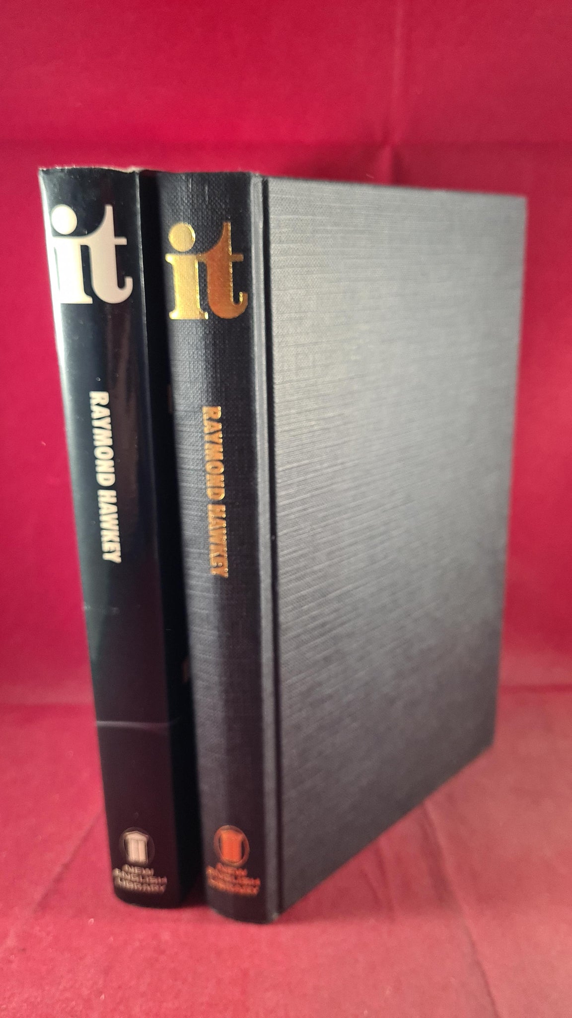 Raymond Hawkey - It, New English Library, 1983 – Richard Dalby's Library