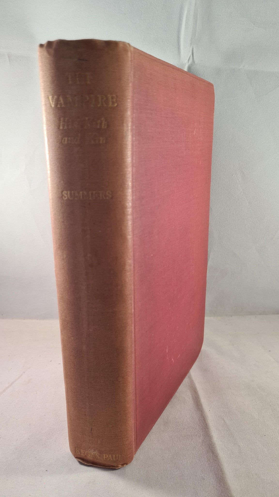 Montague Summers - The Vampire His Kith & Kin, Kegan Paul, 1928 ...