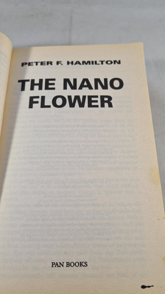 Peter F Hamilton - The Nano Flower, Pan Books, 1995, Paperbacks ...