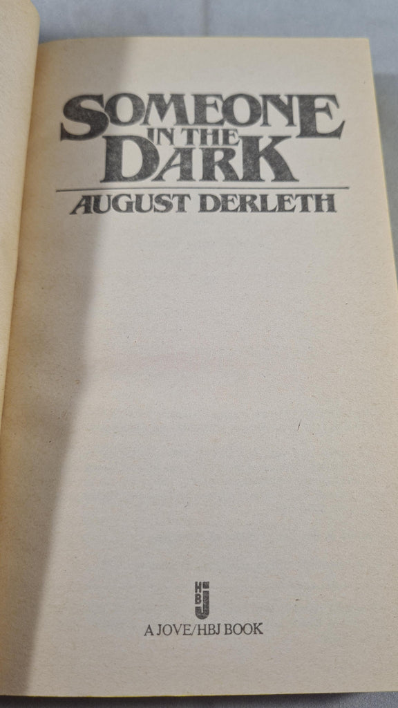 August Derleth - Someone in the Dark, First Jove/HBJ, 1978, Paperbacks ...