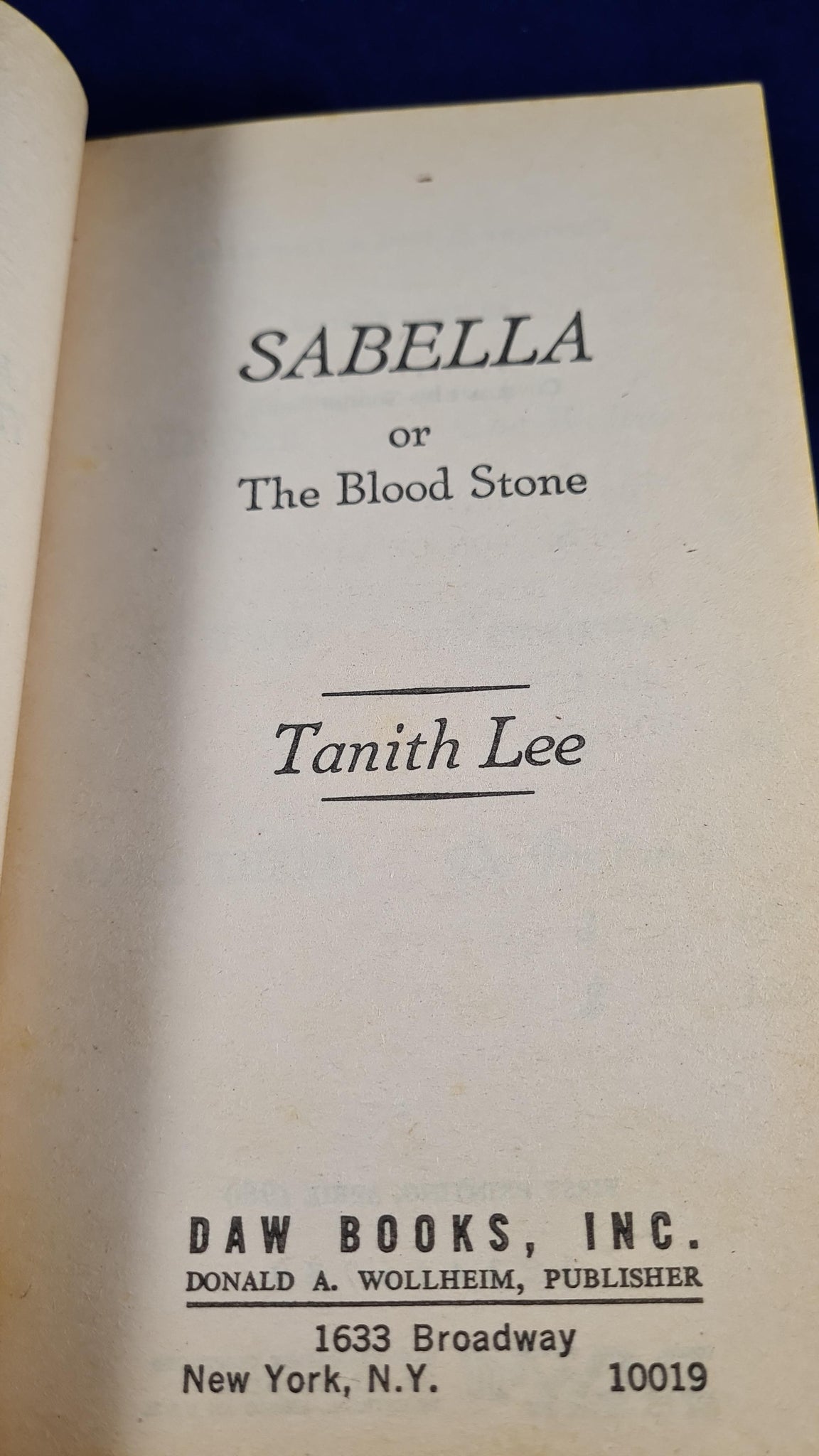 Tanith Lee - Sabella, Daw Book, 1980, First Edition, Paperbacks ...